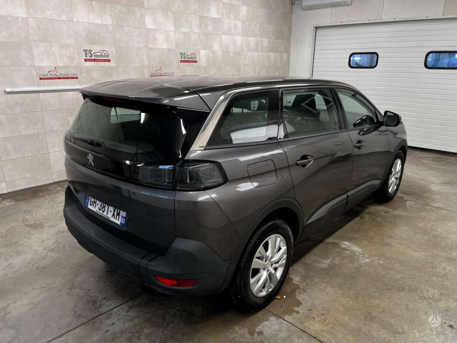 Grey Peugeot 5008 2022 in Marijampole, with an engine capacity of 1.20 L and mileage of 180 thousand km for 14036 €, photo 7 on AUTOMOTO.COM.LV