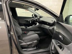 Grey Peugeot 5008 2022 in Marijampole, with an engine capacity of 1.20 L and mileage of 180 thousand km for 14036 €, photo 11 on AUTOMOTO.COM.LV