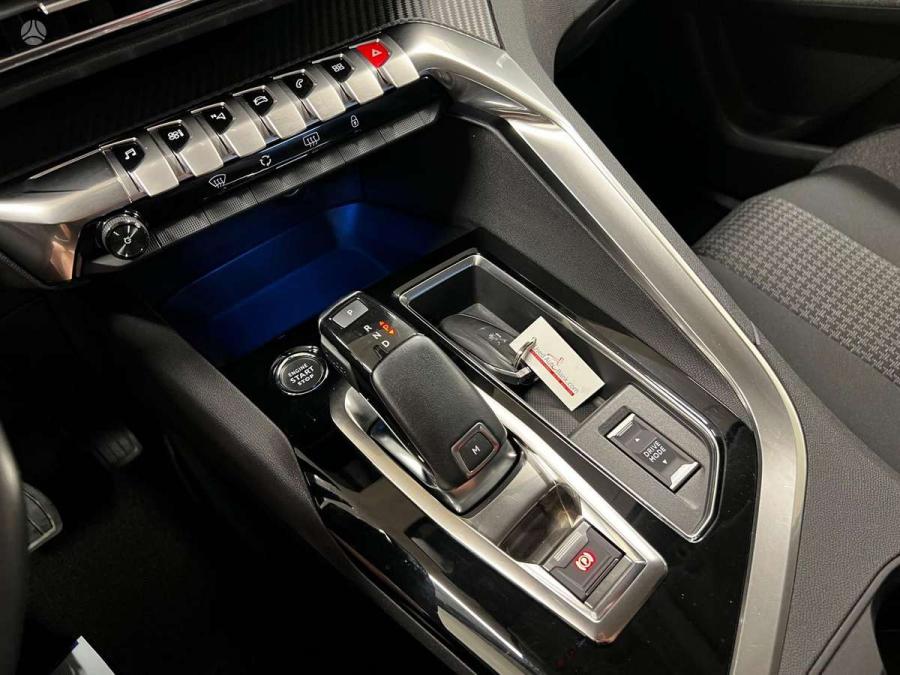 Grey Peugeot 5008 2022 in Marijampole, with an engine capacity of 1.20 L and mileage of 180 thousand km for 14036 €, photo 12 on AUTOMOTO.COM.LV