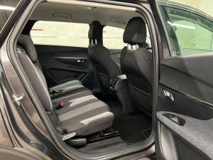 Grey Peugeot 5008 2022 in Marijampole, with an engine capacity of 1.20 L and mileage of 180 thousand km for 14036 €, photo 14 on AUTOMOTO.COM.LV