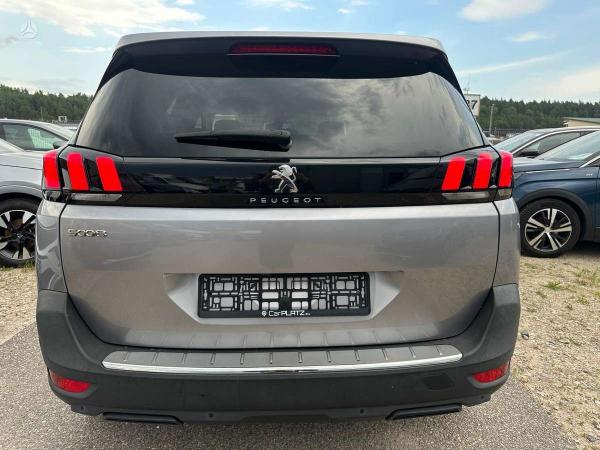 Grey Peugeot 5008 2022 in Vilnius, with an engine capacity of 1.20 L and mileage of 184 thousand km for 13790 €, photo 7 on AUTOMOTO.COM.LV