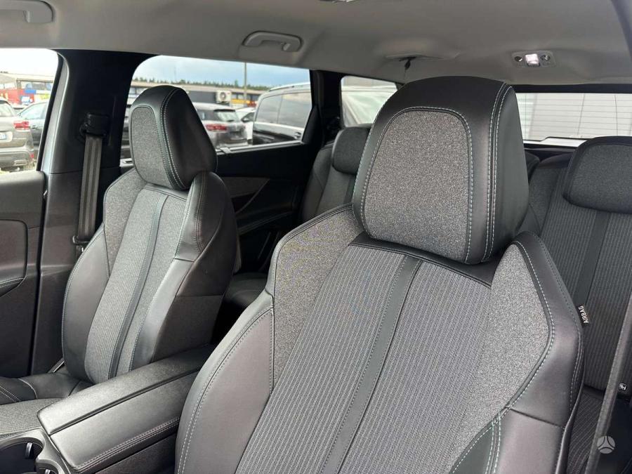 Pelēks Peugeot 5008 2022 Viļņa, ar dzinēja tilpumu 1.20 L un nobraukumu 184 tūkst. km par 13790 €, foto 16 vietnē AUTOMOTO.COM.LV
