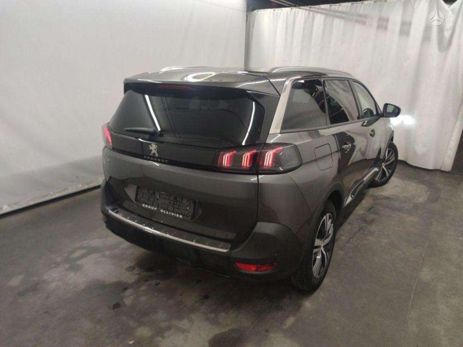 Pelēks Peugeot 5008 2022 Viļņa, ar dzinēja tilpumu 1.50 L un nobraukumu 82 tūkst. km par 21770 €, foto 4 vietnē AUTOMOTO.COM.LV