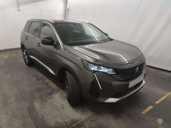 Grey Peugeot 5008 2022 in Vilnius, with an engine capacity of 1.50 L and mileage of 82 thousand km for 21770 €, photo 5 on AUTOMOTO.COM.LV