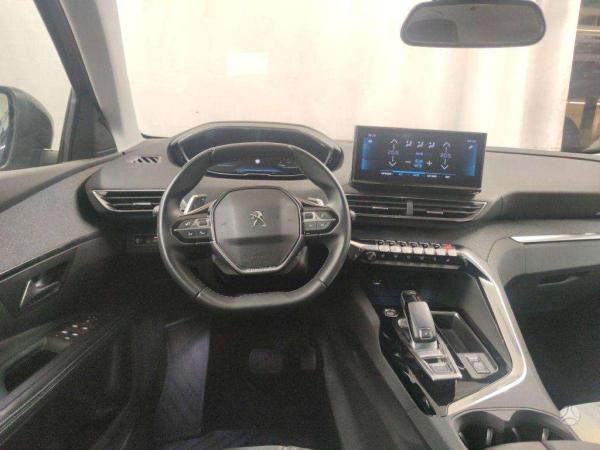 Grey Peugeot 5008 2022 in Vilnius, with an engine capacity of 1.50 L and mileage of 82 thousand km for 21770 €, photo 8 on AUTOMOTO.COM.LV