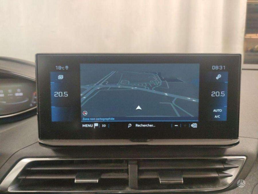 Pelēks Peugeot 5008 2022 Viļņa, ar dzinēja tilpumu 1.50 L un nobraukumu 82 tūkst. km par 21770 €, foto 13 vietnē AUTOMOTO.COM.LV