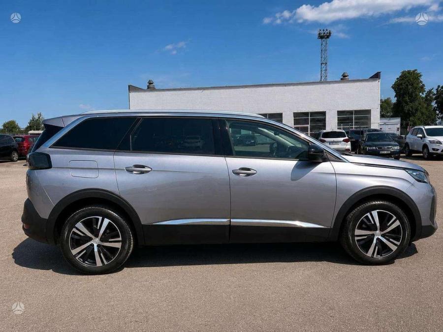 Pelēks Peugeot 5008 2022 Marijampole, ar dzinēja tilpumu 1.50 L un nobraukumu 168 tūkst. km par 18755 €, foto 9 vietnē AUTOMOTO.COM.LV
