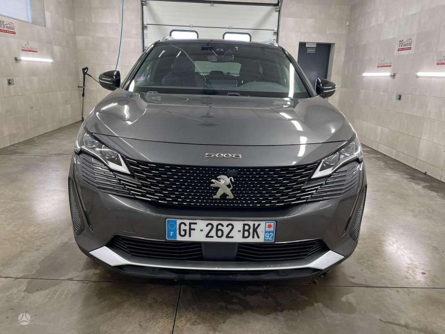 Grey Peugeot 5008 2022 in Marijampole, with an engine capacity of 1.20 L and mileage of 72 thousand km for 20848 €, photo 3 on AUTOMOTO.COM.LV