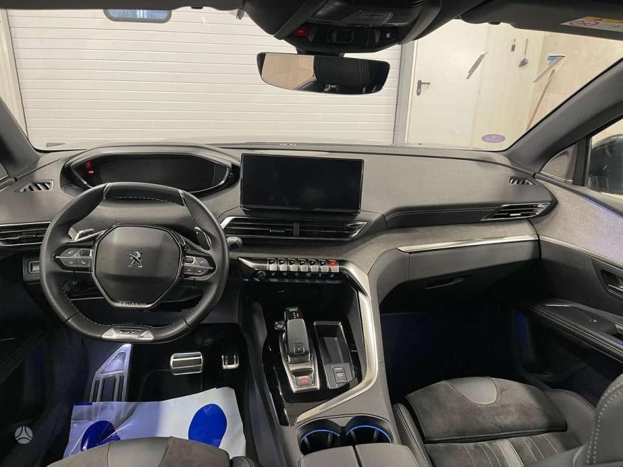 Grey Peugeot 5008 2022 in Marijampole, with an engine capacity of 1.20 L and mileage of 72 thousand km for 20848 €, photo 9 on AUTOMOTO.COM.LV