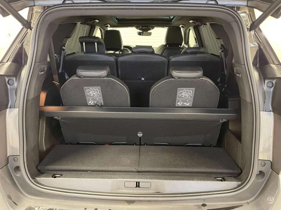 Grey Peugeot 5008 2022 in Marijampole, with an engine capacity of 1.20 L and mileage of 72 thousand km for 20848 €, photo 21 on AUTOMOTO.COM.LV