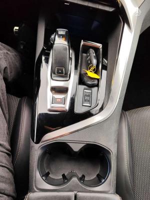 Pelēks Peugeot 5008 2022 Marijampole, ar dzinēja tilpumu 1.20 L un nobraukumu 90 tūkst. km par 18023 €, foto 20 vietnē AUTOMOTO.COM.LV