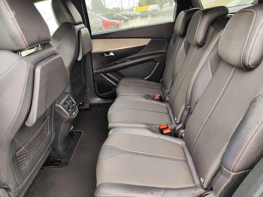 Pelēks Peugeot 5008 2022 Marijampole, ar dzinēja tilpumu 1.20 L un nobraukumu 90 tūkst. km par 18023 €, foto 24 vietnē AUTOMOTO.COM.LV