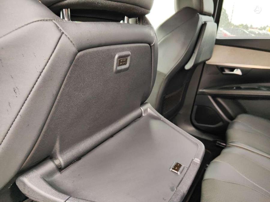 Pelēks Peugeot 5008 2022 Marijampole, ar dzinēja tilpumu 1.20 L un nobraukumu 90 tūkst. km par 18023 €, foto 29 vietnē AUTOMOTO.COM.LV