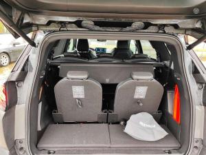 Pelēks Peugeot 5008 2022 Marijampole, ar dzinēja tilpumu 1.20 L un nobraukumu 90 tūkst. km par 18023 €, foto 33 vietnē AUTOMOTO.COM.LV