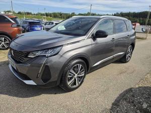 Pelēks Peugeot 5008 2022 Viļņa, ar dzinēja tilpumu 1.50 L un nobraukumu 136 tūkst. km par 16819 €, foto  vietnē AUTOMOTO.COM.LV