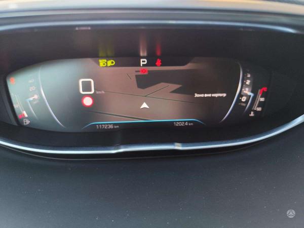 Pelēks Peugeot 5008 2022 Kalvarija, ar dzinēja tilpumu 1.50 L un nobraukumu 118 tūkst. km par 17969 €, foto 6 vietnē AUTOMOTO.COM.LV