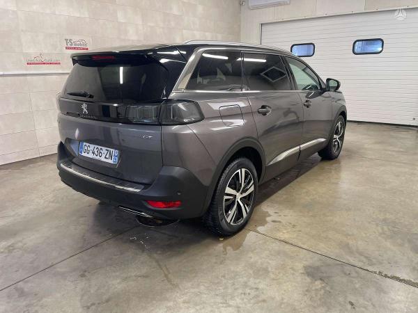 Grey Peugeot 5008 2022 in Marijampole, with an engine capacity of 1.20 L and mileage of 131 thousand km for 16214 €, photo 5 on AUTOMOTO.COM.LV