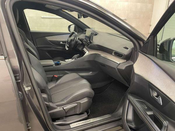 Grey Peugeot 5008 2022 in Marijampole, with an engine capacity of 1.20 L and mileage of 131 thousand km for 16214 €, photo 10 on AUTOMOTO.COM.LV