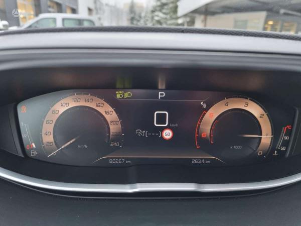 Pelēks Peugeot 5008 2023 Rīga, ar dzinēja tilpumu 1.50 L un nobraukumu 80 tūkst. km par 24900 €, foto 10 vietnē AUTOMOTO.COM.LV