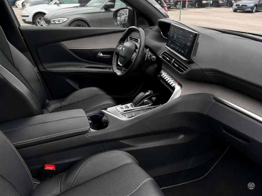 Grey Peugeot 5008 2023 in Marijampole, with an engine capacity of 1.20 L and mileage of 117 thousand km for 18997 €, photo 13 on AUTOMOTO.COM.LV