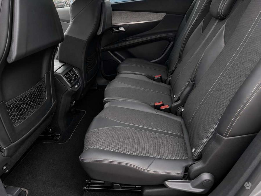 Grey Peugeot 5008 2023 in Marijampole, with an engine capacity of 1.20 L and mileage of 117 thousand km for 18997 €, photo 24 on AUTOMOTO.COM.LV