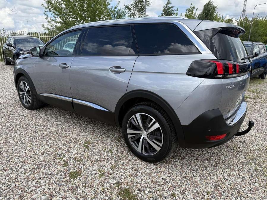 Pelēks Peugeot 5008 2023 Marijampole, ar dzinēja tilpumu 1.50 L un nobraukumu 163 tūkst. km par 18144 €, foto 5 vietnē AUTOMOTO.COM.LV