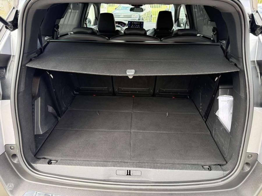 Pelēks Peugeot 5008 2023 Marijampole, ar dzinēja tilpumu 1.50 L un nobraukumu 163 tūkst. km par 18144 €, foto 27 vietnē AUTOMOTO.COM.LV
