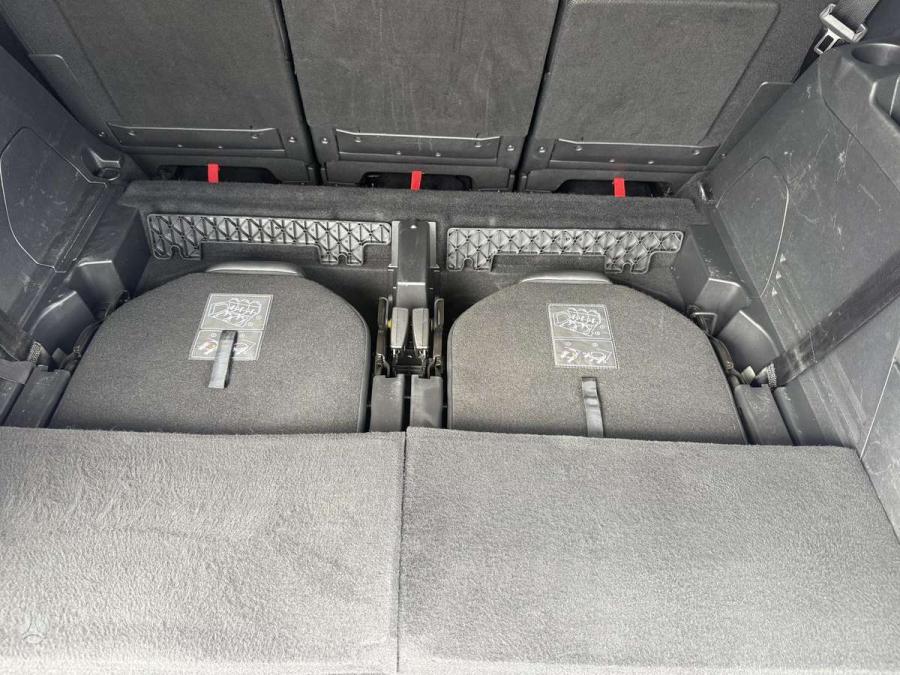 Pelēks Peugeot 5008 2023 Marijampole, ar dzinēja tilpumu 1.50 L un nobraukumu 163 tūkst. km par 18144 €, foto 28 vietnē AUTOMOTO.COM.LV