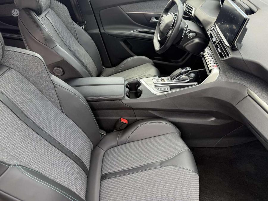 Pelēks Peugeot 5008 2023 Marijampole, ar dzinēja tilpumu 1.50 L un nobraukumu 163 tūkst. km par 18144 €, foto 34 vietnē AUTOMOTO.COM.LV