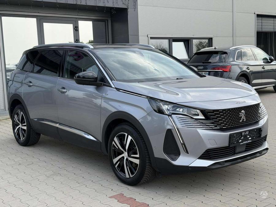 Grey Peugeot 5008 2023 in Siauliai, with an engine capacity of 1.50 L and mileage of 81 thousand km for 22978 €, photo 3 on AUTOMOTO.COM.LV