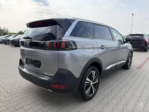 Grey Peugeot 5008 2023 in Siauliai, with an engine capacity of 1.50 L and mileage of 81 thousand km for 22978 €, photo 10 on AUTOMOTO.COM.LV