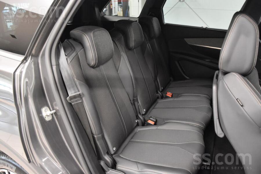 Pelēks Peugeot 5008 2023 Rīga, ar dzinēja tilpumu 1.20 L un nobraukumu 81 tūkst. km par 21990 €, foto 17 vietnē AUTOMOTO.COM.LV