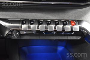 Pelēks Peugeot 5008 2023 Rīga, ar dzinēja tilpumu 1.20 L un nobraukumu 81 tūkst. km par 21990 €, foto 22 vietnē AUTOMOTO.COM.LV