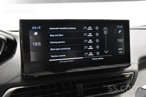 Pelēks Peugeot 5008 2023 Rīga, ar dzinēja tilpumu 1.20 L un nobraukumu 81 tūkst. km par 21990 €, foto 26 vietnē AUTOMOTO.COM.LV