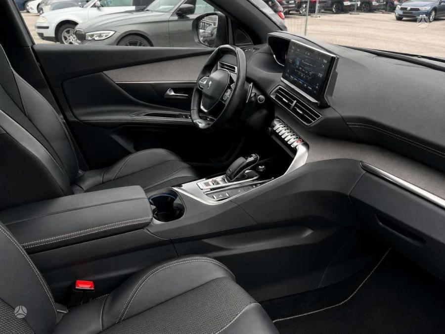 Pelēks Peugeot 5008 2023 Marijampole, ar dzinēja tilpumu 1.20 L un nobraukumu 117 tūkst. km par 18876 €, foto 14 vietnē AUTOMOTO.COM.LV