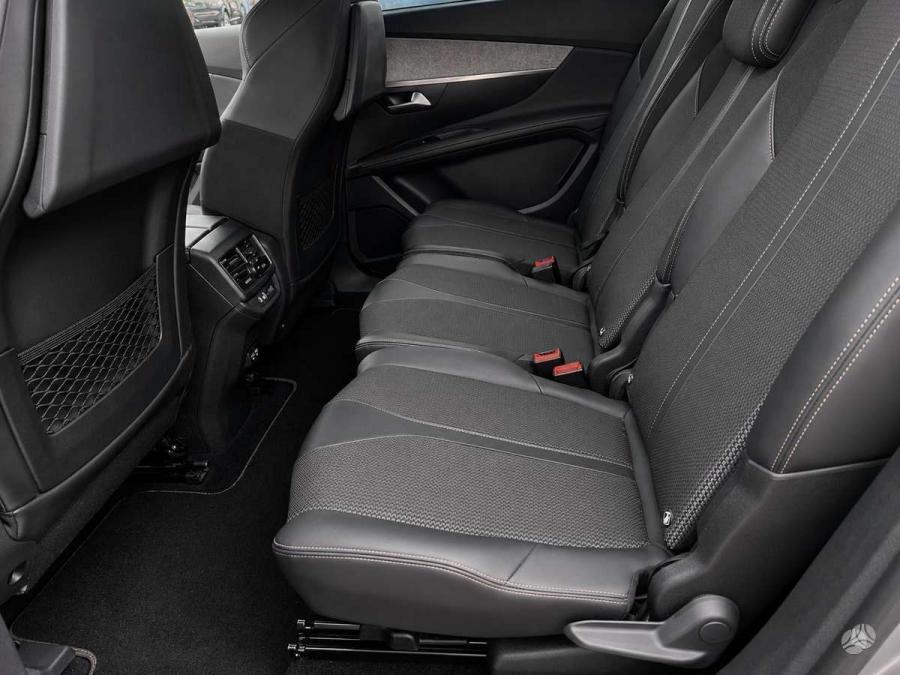 Pelēks Peugeot 5008 2023 Marijampole, ar dzinēja tilpumu 1.20 L un nobraukumu 117 tūkst. km par 18876 €, foto 26 vietnē AUTOMOTO.COM.LV
