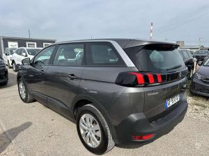 Grey Peugeot 5008 2023 in Vilnius, with an engine capacity of 1.20 L and mileage of 112 thousand km for 14519 €, photo 5 on AUTOMOTO.COM.LV