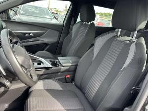 Grey Peugeot 5008 2023 in Vilnius, with an engine capacity of 1.20 L and mileage of 112 thousand km for 14519 €, photo 11 on AUTOMOTO.COM.LV