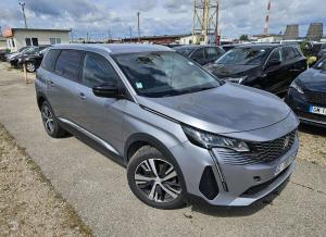 Grey Peugeot 5008 2023 in Vilnius, with an engine capacity of 1.20 L and mileage of 133 thousand km for 15004 €, photo  on AUTOMOTO.COM.LV