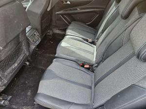 Grey Peugeot 5008 2023 in Vilnius, with an engine capacity of 1.20 L and mileage of 133 thousand km for 15004 €, photo 14 on AUTOMOTO.COM.LV