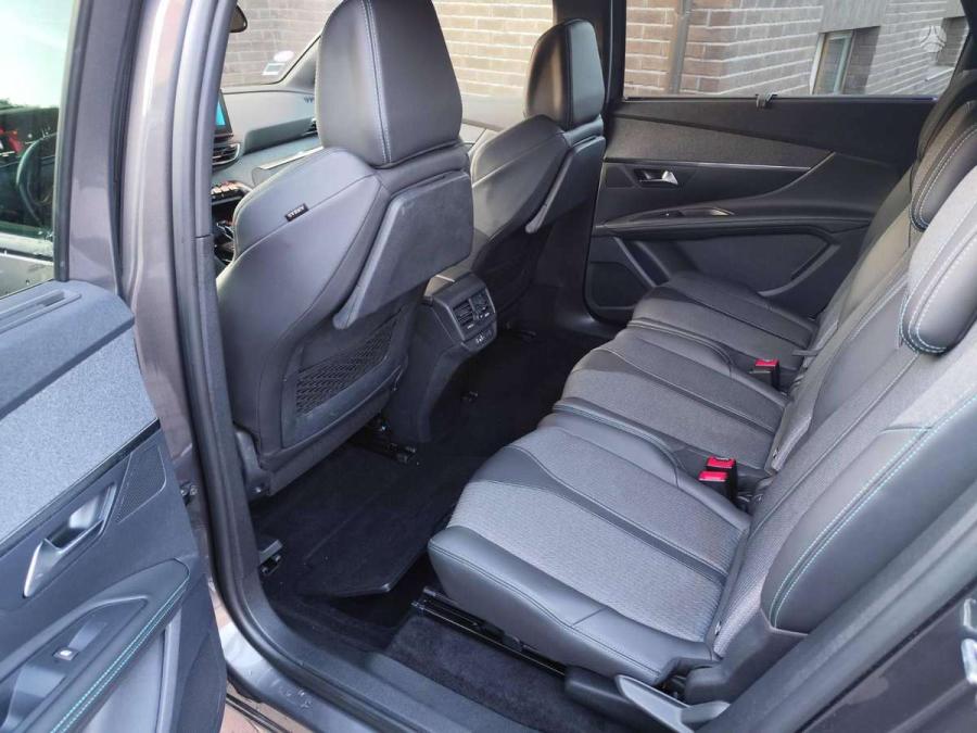 Pelēks Peugeot 5008 2023 Kalvarija, ar dzinēja tilpumu 1.20 L un nobraukumu 71 tūkst. km par 18271 €, foto 10 vietnē AUTOMOTO.COM.LV