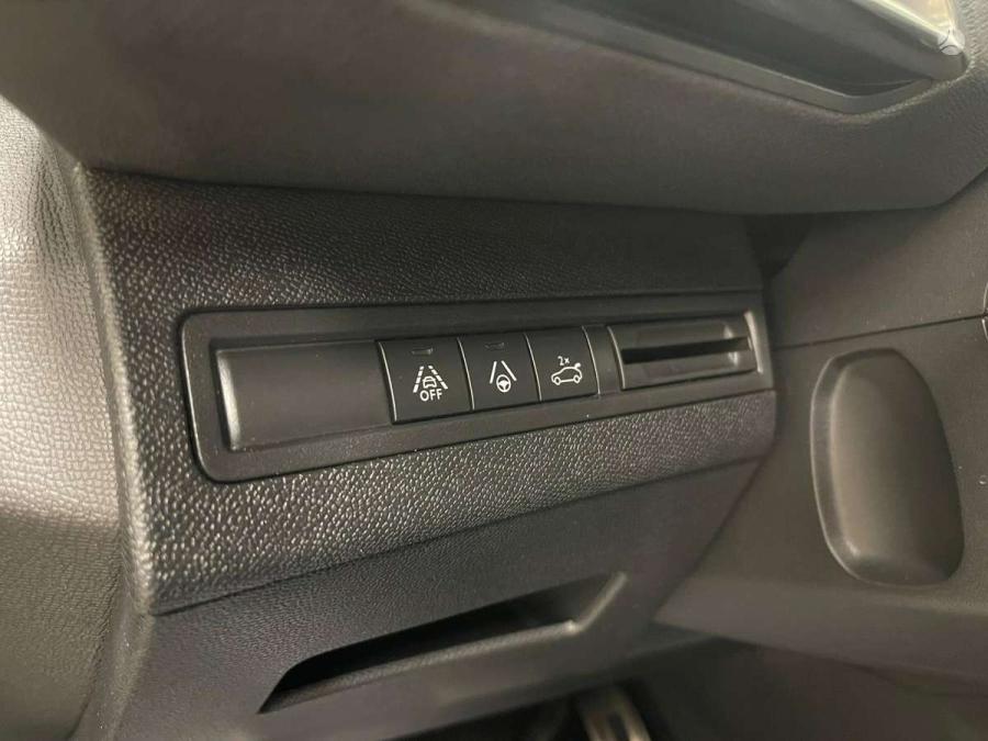 Grey Peugeot 5008 2023 in Marijampole, with an engine capacity of 1.20 L and mileage of 67 thousand km for 19844 €, photo 14 on AUTOMOTO.COM.LV
