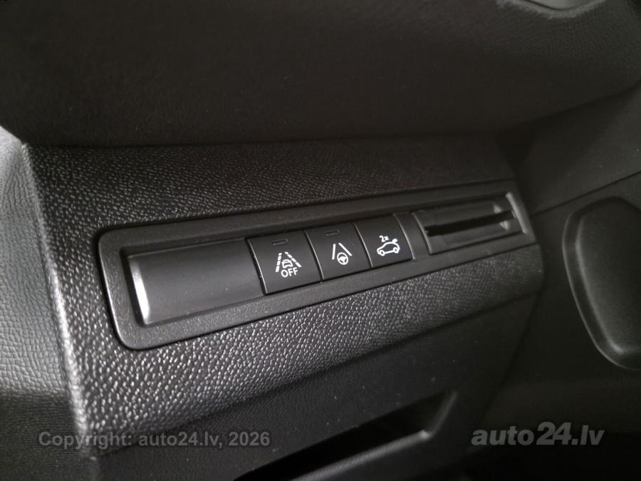 Grey Peugeot 5008 2024 in Tallinn, with an engine capacity of 1.50 L and mileage of 36 thousand km for 29790 €, photo 17 on AUTOMOTO.COM.LV