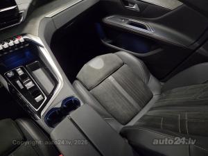 Grey Peugeot 5008 2024 in Tallinn, with an engine capacity of 1.50 L and mileage of 36 thousand km for 29790 €, photo 18 on AUTOMOTO.COM.LV
