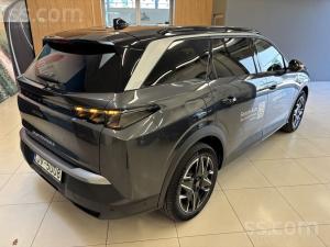 Pelēks Peugeot 5008 2025 Rīga, ar dzinēja tilpumu 1.20 L un nobraukumu 6 tūkst. km par 35900 €, foto 5 vietnē AUTOMOTO.COM.LV
