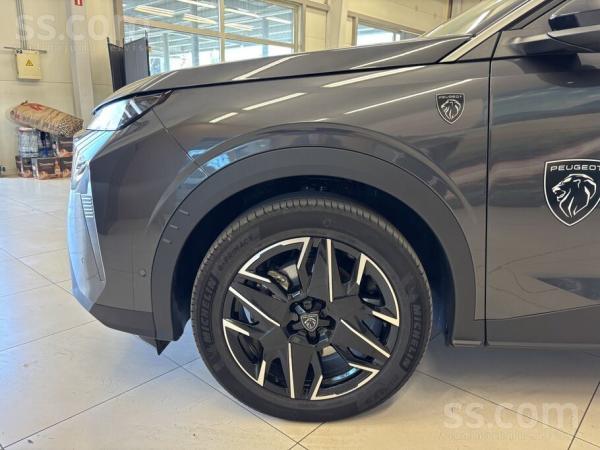 Grey Peugeot 5008 2025 in Riga, with an engine capacity of 1.20 L and mileage of 6 thousand km for 35900 €, photo 5 on AUTOMOTO.COM.LV