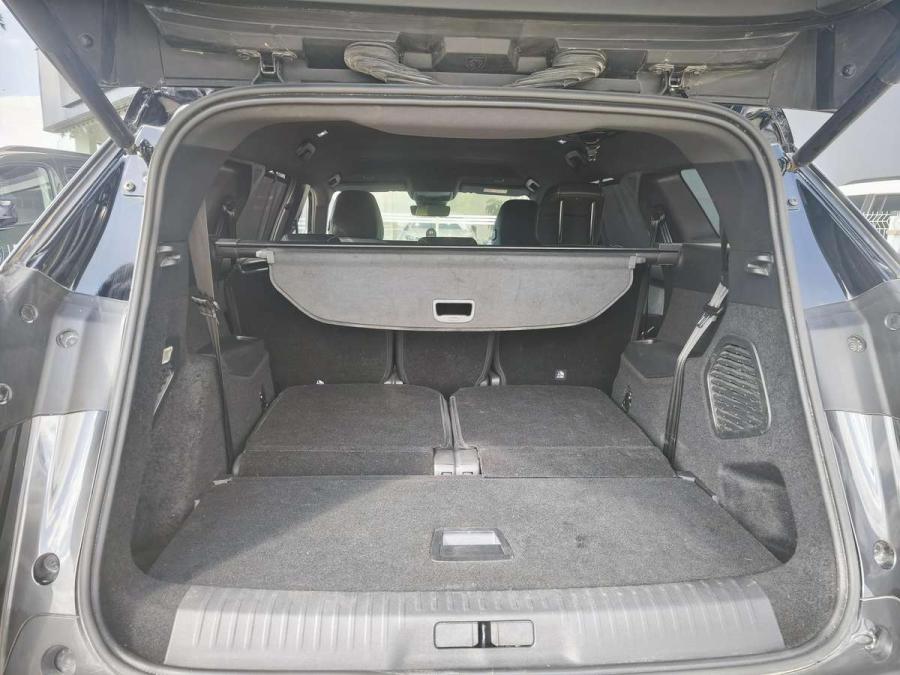 Pelēks Peugeot 5008 2025 Klaipėda, ar dzinēja tilpumu 1.20 L un nobraukumu 38 tūkst. km par 30500 €, foto 11 vietnē AUTOMOTO.COM.LV