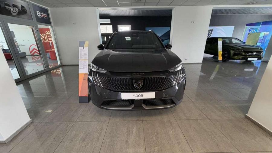 Pelēks Peugeot 5008 2026 Šauļi, ar dzinēja tilpumu 1.20 L un nobraukumu 0 tūkst. km par 39130 €, foto 3 vietnē AUTOMOTO.COM.LV