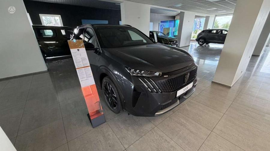 Pelēks Peugeot 5008 2026 Šauļi, ar dzinēja tilpumu 1.20 L un nobraukumu 0 tūkst. km par 39130 €, foto 4 vietnē AUTOMOTO.COM.LV