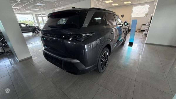 Pelēks Peugeot 5008 2026 Šauļi, ar dzinēja tilpumu 1.20 L un nobraukumu 0 tūkst. km par 39130 €, foto 4 vietnē AUTOMOTO.COM.LV